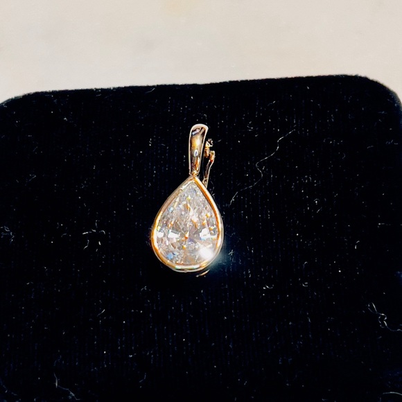 Panetta | Jewelry | Vintage Panetta Crystal Gold Tone Tear Drop ...